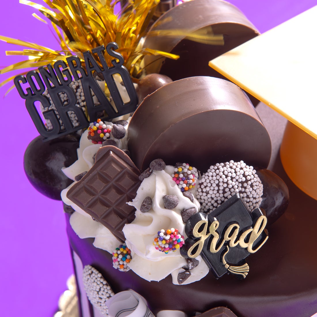 graduation drip cake