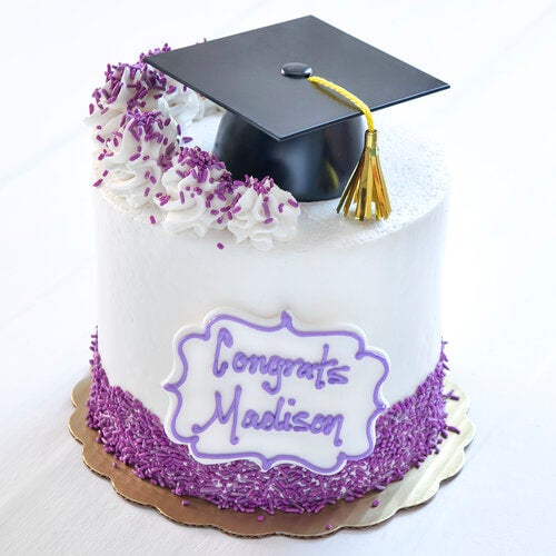 Graduation Theme Cake | The Sugar Bakery